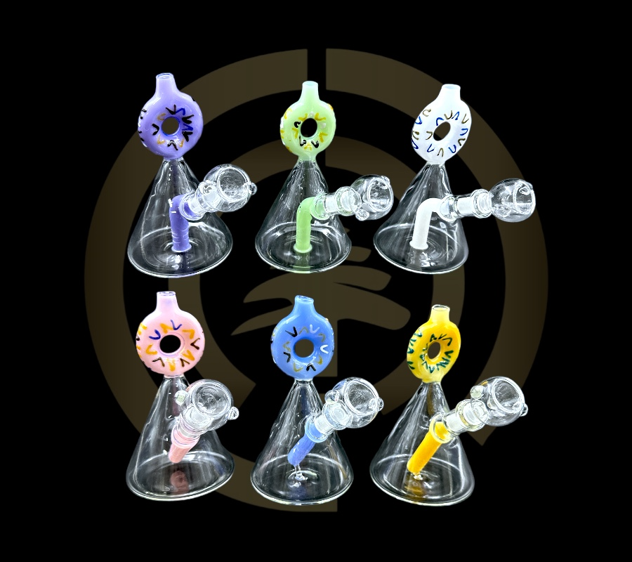 Mini Water Pipe - Mini Donut (6.5") – Golden Cedar Wholesale