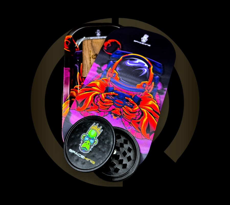 Space King 3D Slim Tray - Gamer – Golden Cedar Wholesale